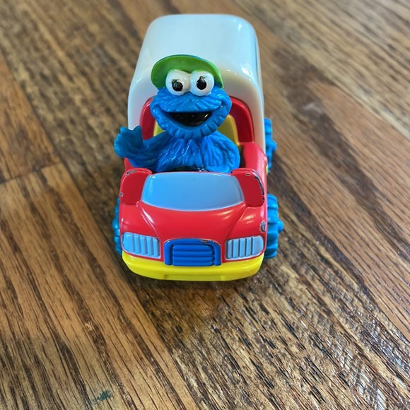 TYCO | Toys | Tyco Matchbox Sesame Street Racingelmo Cookie Monster Toy ...